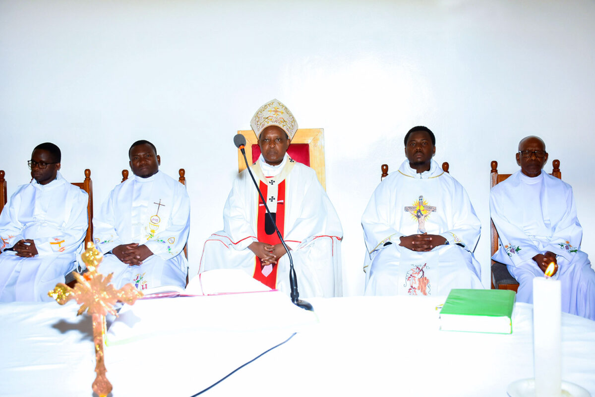 Delegation of Rwanda – Blessing of the New Church – La Salle Worldwide ...